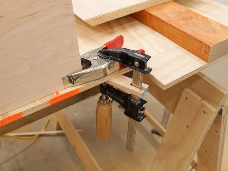 Building A Corner Cabinet for the Kitchen - IBUILDIT.CA