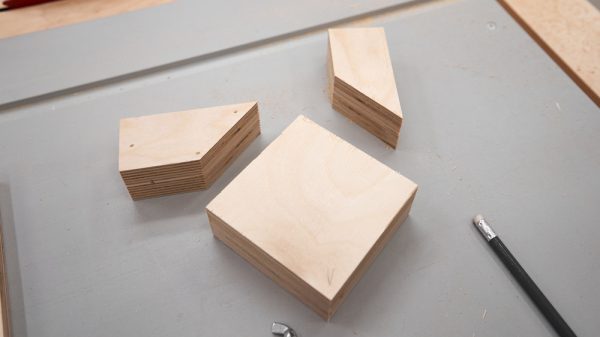 How To Make A Corner Clamp - IBUILDIT.CA