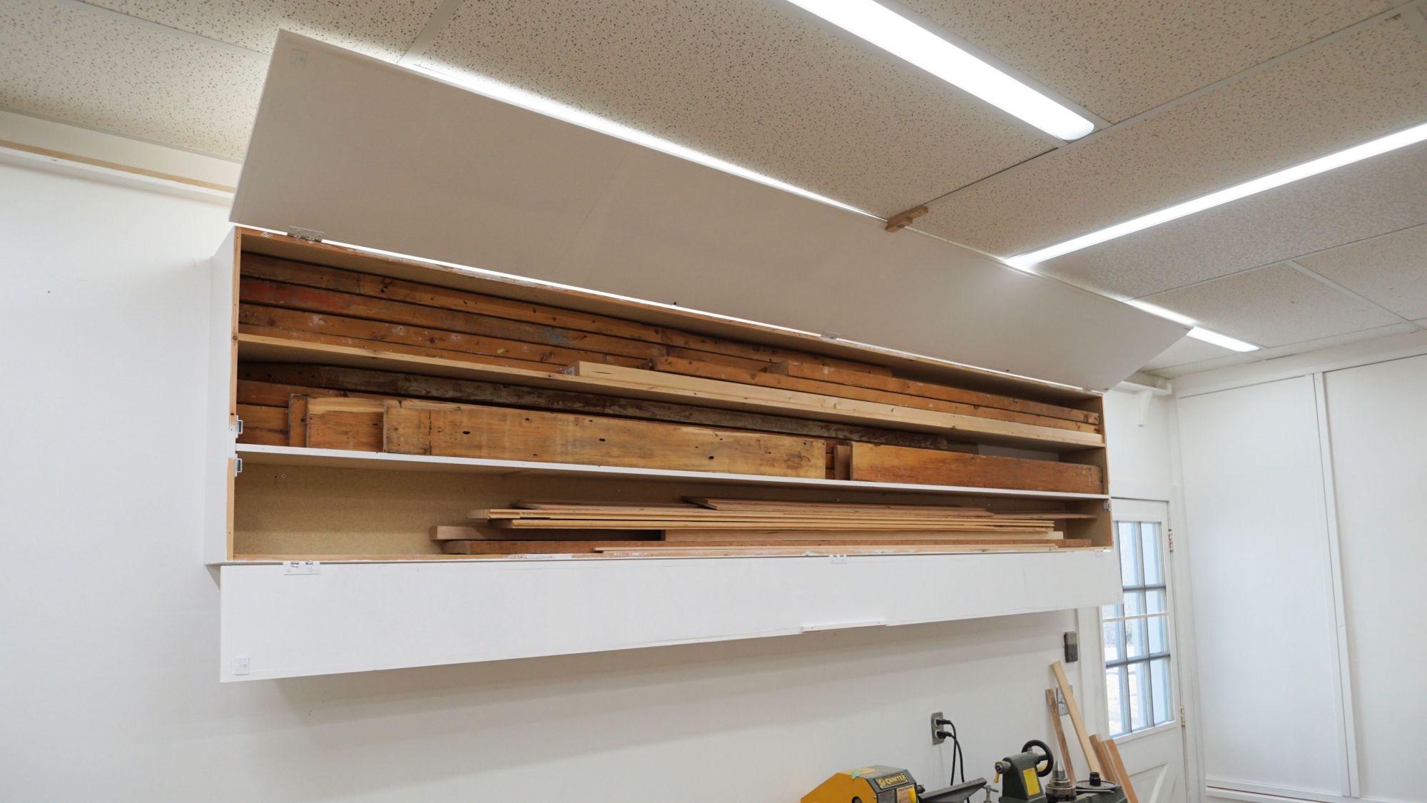 Making A Covered Lumber Rack - IBUILDIT.CA