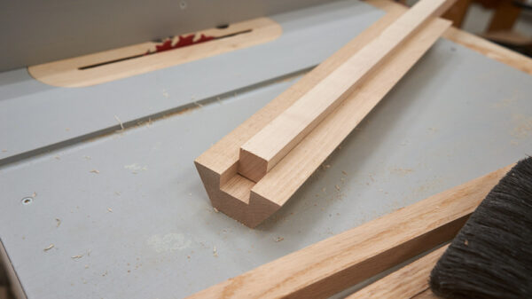 How To Make A Folding Light Stand - IBUILDIT.CA