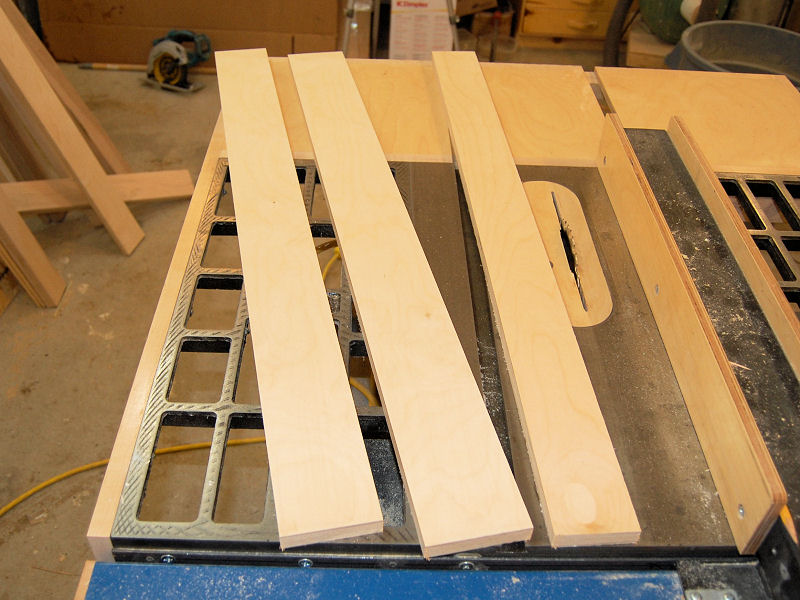 How To Make A Table Saw Sled - IBUILDIT.CA