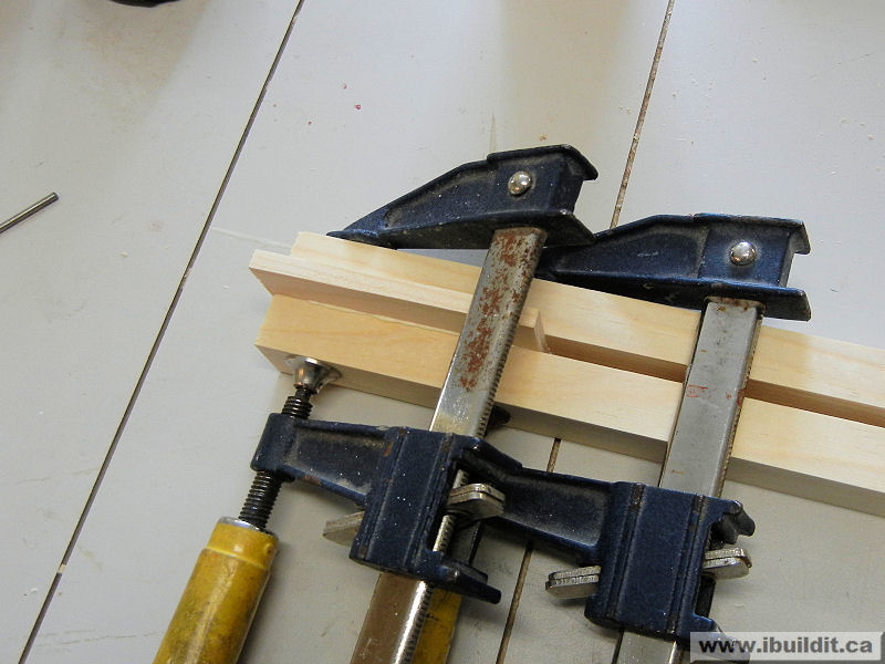 How To Make A Wooden Light Stand - IBUILDIT.CA