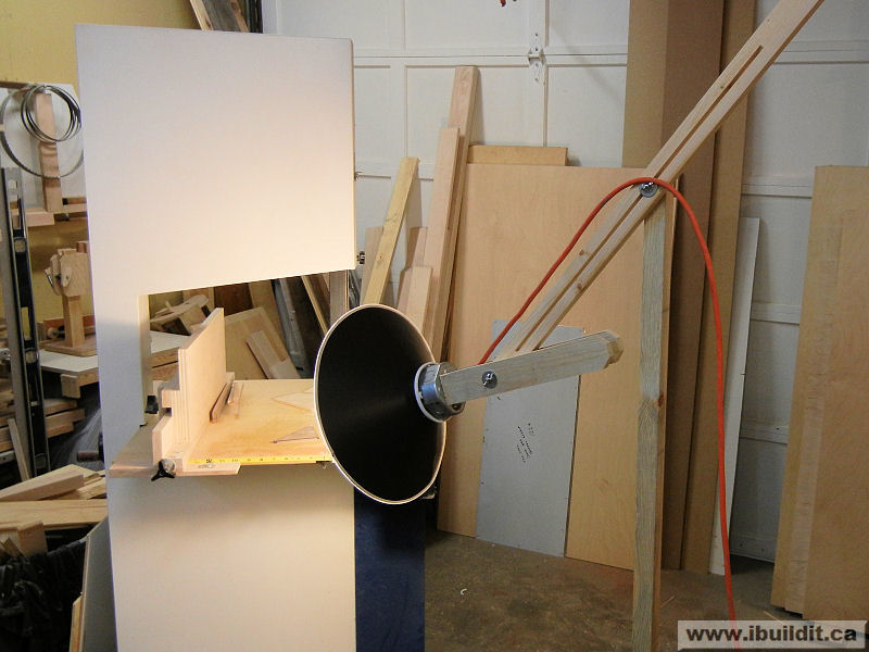 How To Make A Wooden Light Stand - IBUILDIT.CA