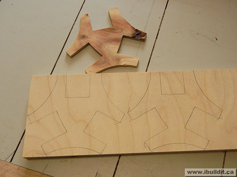 How To Make A Wooden Light Stand - IBUILDIT.CA