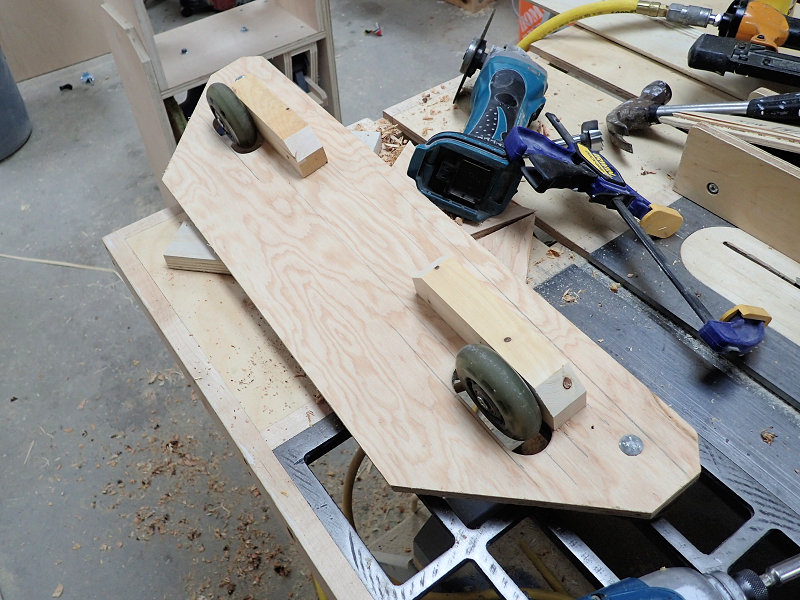 How To Build A Gantry Crane For Video - IBUILDIT.CA