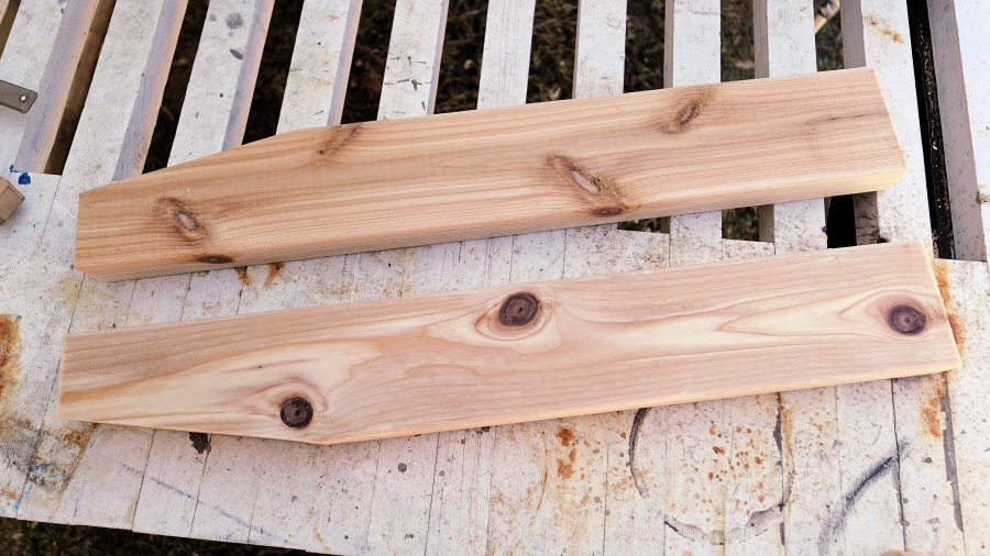 How To Make a Cedar Deck Chair - IBUILDIT.CA