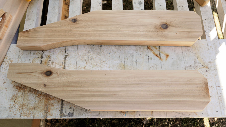 How To Make a Cedar Deck Chair - IBUILDIT.CA