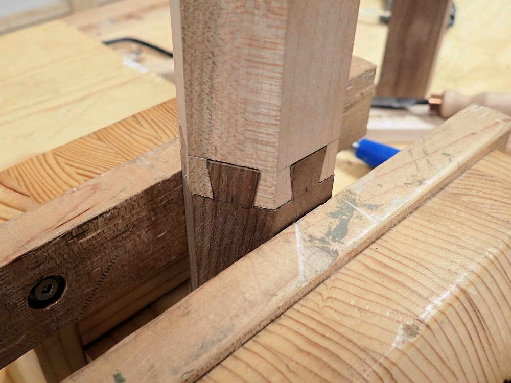 How To Make The More Impossible Dovetail - IBUILDIT.CA