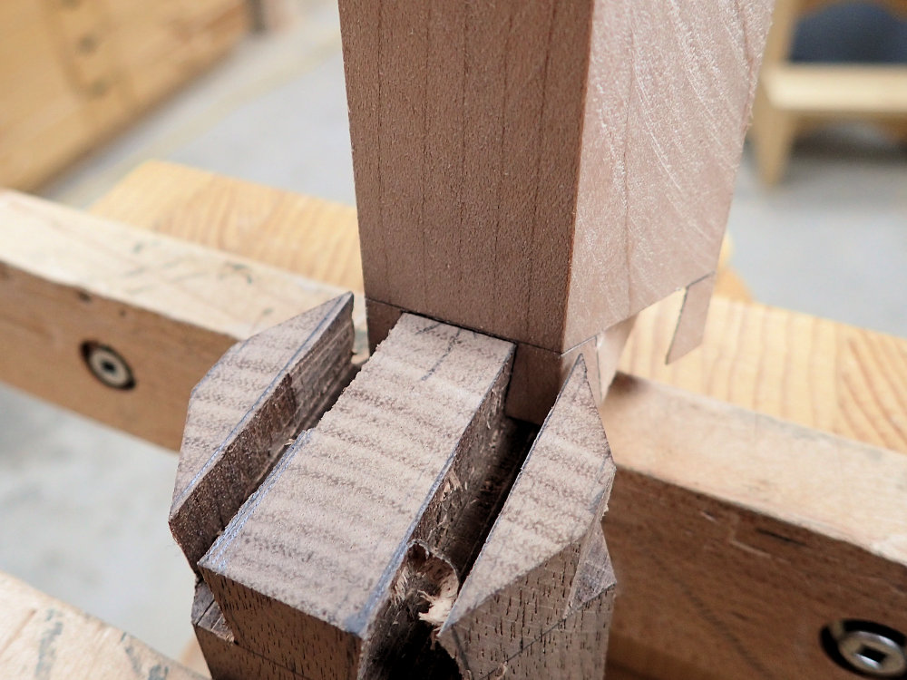 How To Make The More Impossible Dovetail - IBUILDIT.CA
