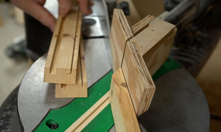 How to make a battery powered LED light panel - IBUILDIT.CA