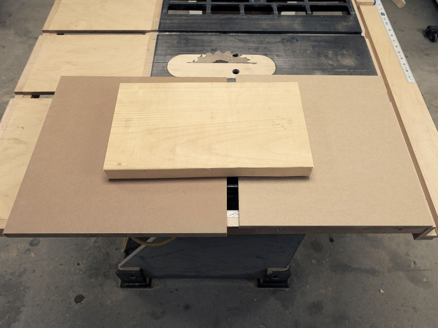 How To Make The Advanced Box Joint Jig From MDF - IBUILDIT.CA