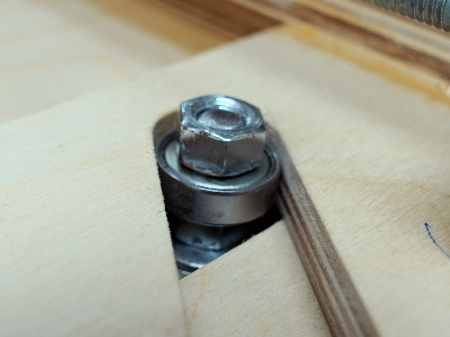 How To Make A Homemade Router Lift - IBUILDIT.CA