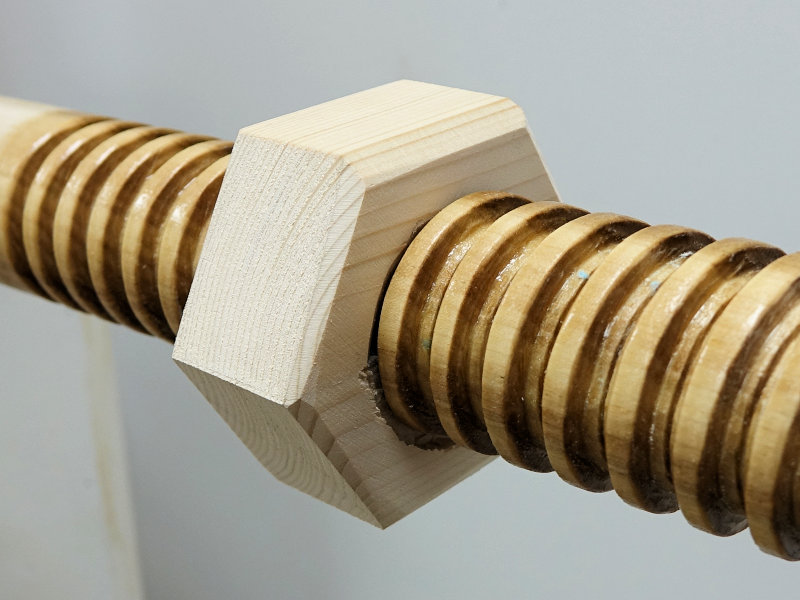Make A Wooden Nut - IBUILDIT.CA