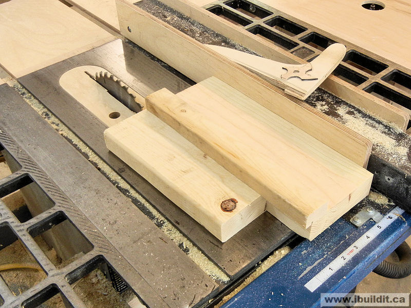 Making A Shim Cutting Jig - IBUILDIT.CA