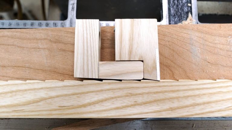 How To Make A Wooden Bar Clamp - IBUILDIT.CA