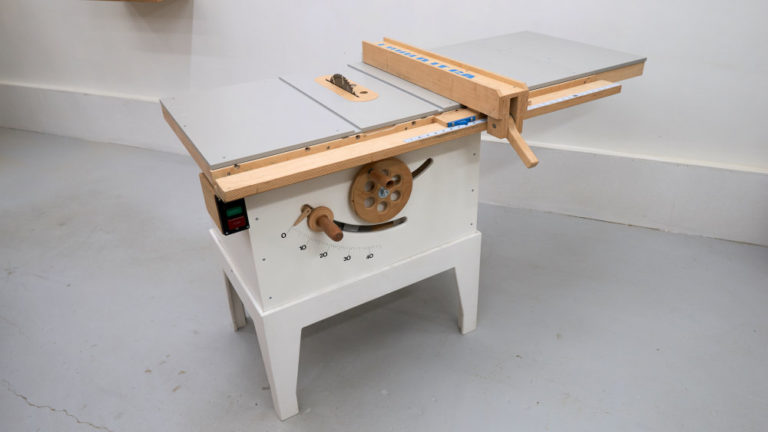 Making A Wooden Table Saw - Part 3 - IBUILDIT.CA