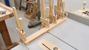How To Make A Precision Miter Sled (Updated) - IBUILDIT.CA
