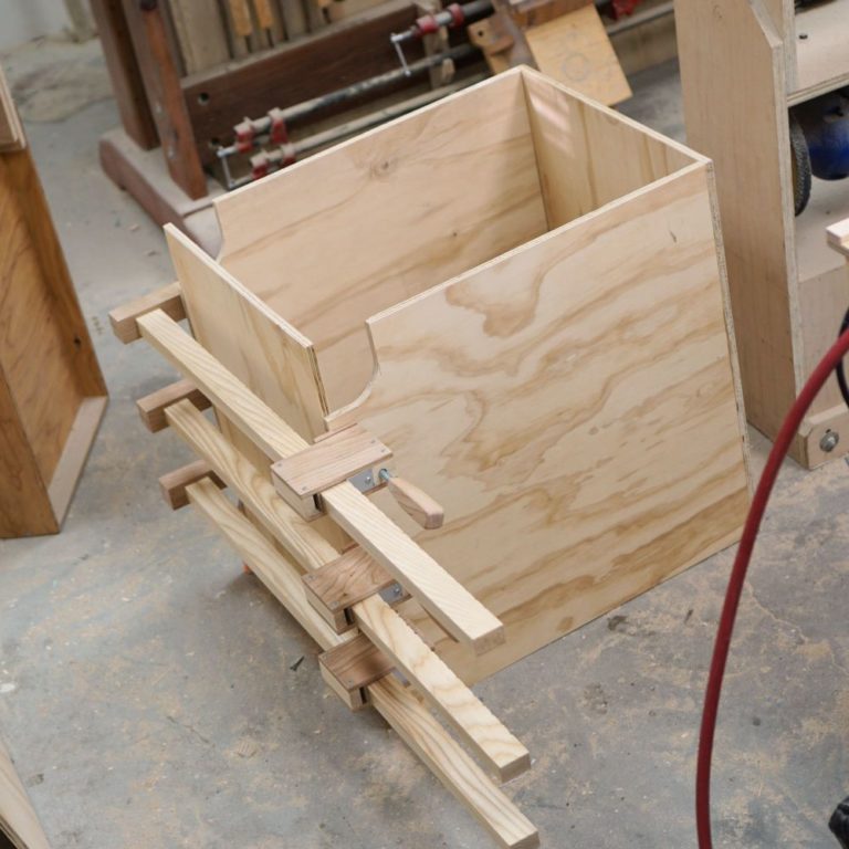 Making A Router Table Stand - IBUILDIT.CA