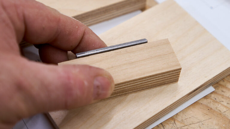 Making The Ultimate Feather Board - IBUILDIT.CA