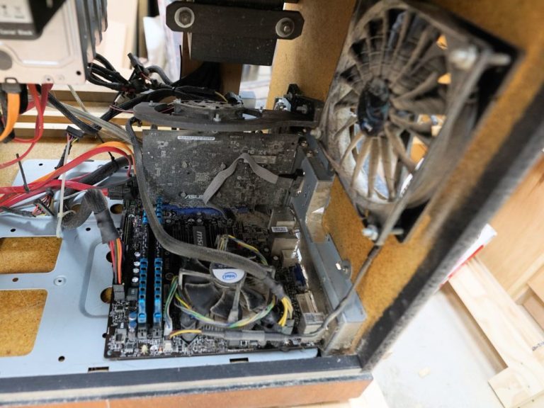 Refitting My Wooden Computer Case - IBUILDIT.CA