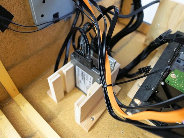 Refitting My Wooden Computer Case - IBUILDIT.CA