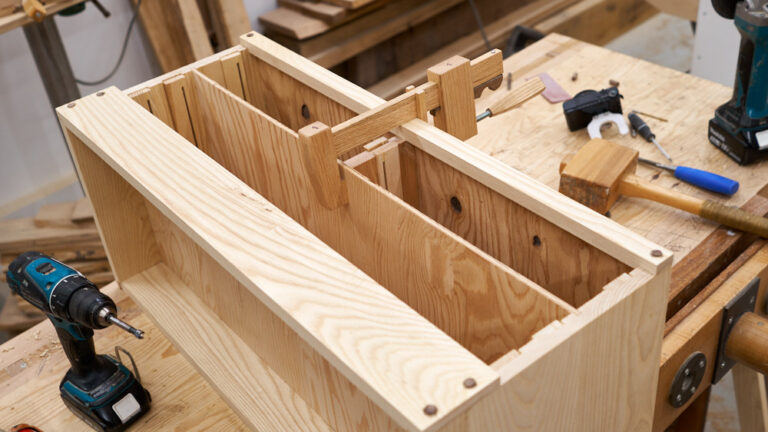 How To Build A Toolbox With Drawers - IBUILDIT.CA